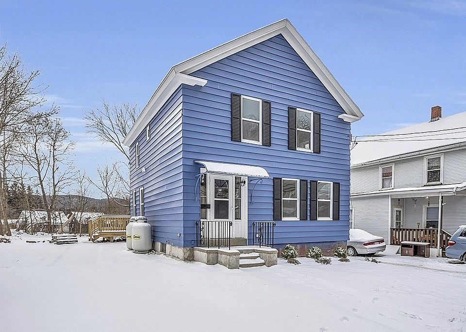 58 W Main St, Ware, MA 01082 | Zillow