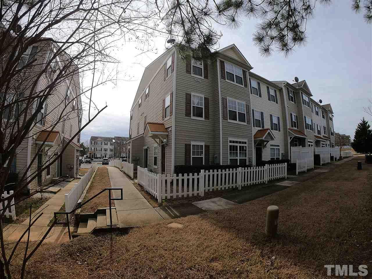 2211 Valley Edge Dr UNIT 111, Raleigh, NC 27614 | Zillow