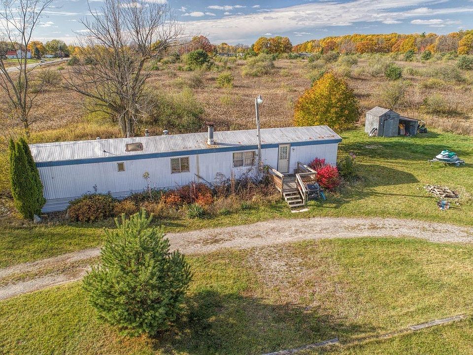 7236 Howard City Edmore Rd, Lakeview, MI 48850 | Zillow
