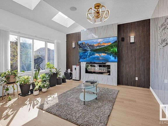 1303 82nd St SW, Edmonton, AB T6X 0A6 | MLS #E4435610 | Zillow