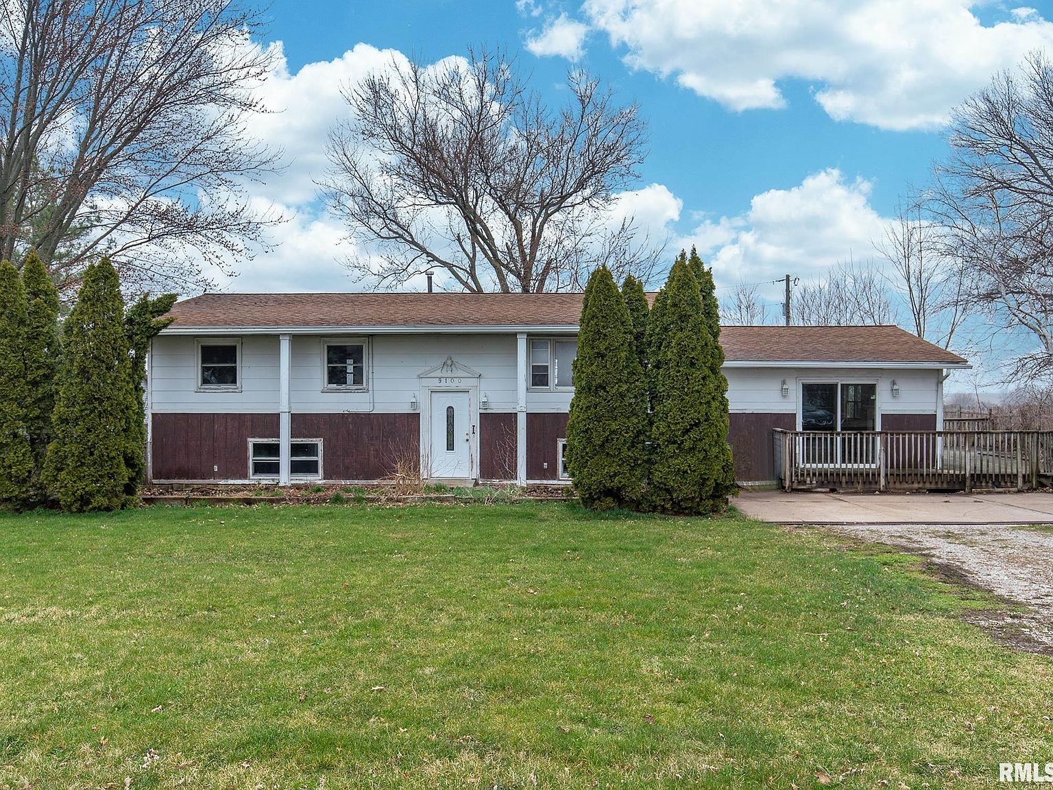 9100 N Liberty Rd, Walcott, IA 52773 | Zillow