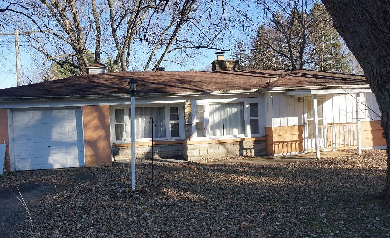 21 Fraser Ln, Hobart, IN 46342 | Zillow