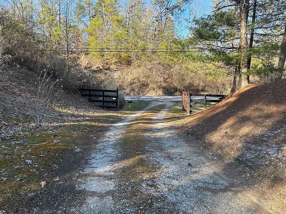 7429 State Highway 15 N, Pine Ridge, KY 41360 | Zillow