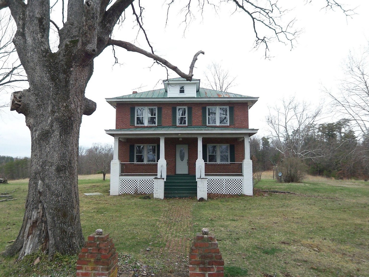 364 Findlay Gap Dr, Wingina, VA 24599 | Zillow