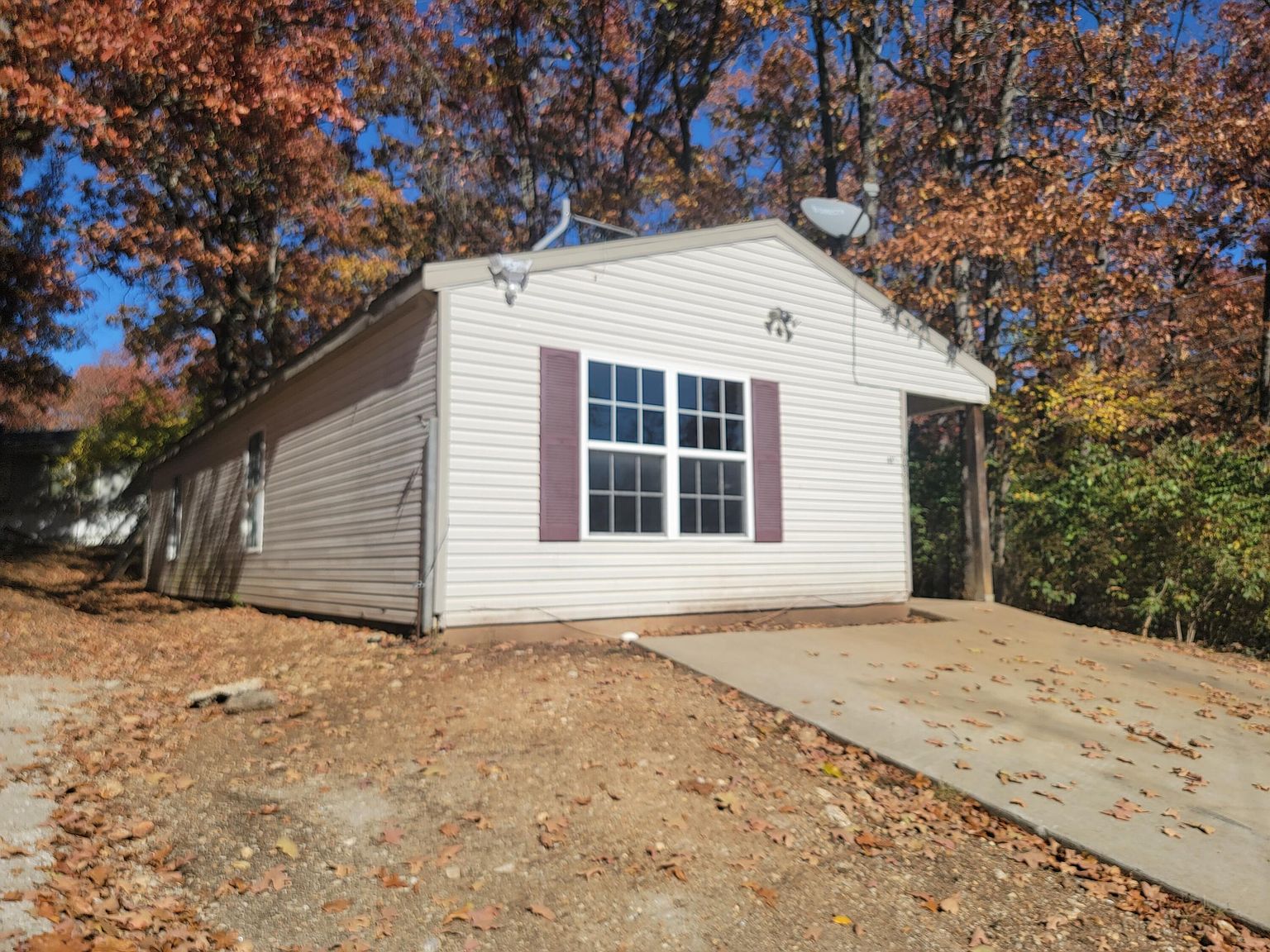 4031 White Oak Road, Merriam Woods Village, MO 65740 | Zillow