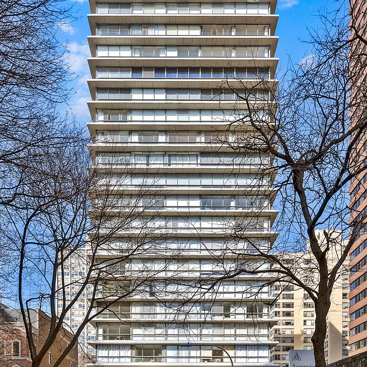 320 W Oakdale Ave #1301-1302, Chicago, IL 60657 | MLS #12574838 | Zillow
