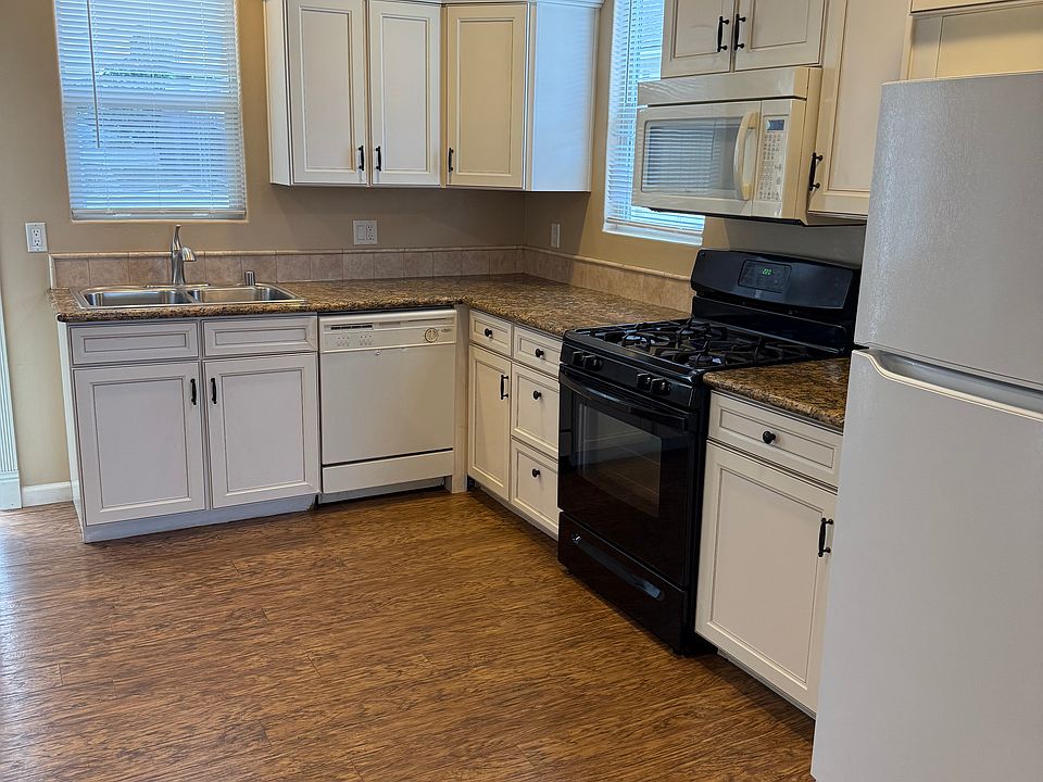 244 Van Buren St Monterey CA | Zillow