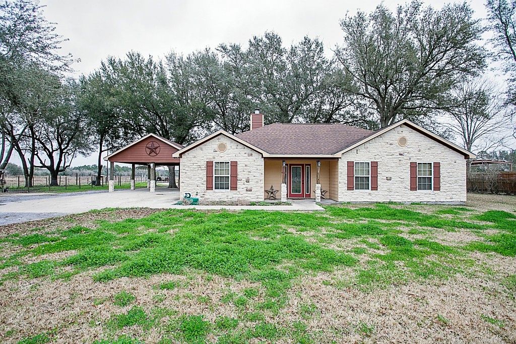 17963 County Line Rd, Winnie, TX 77665 | Zillow
