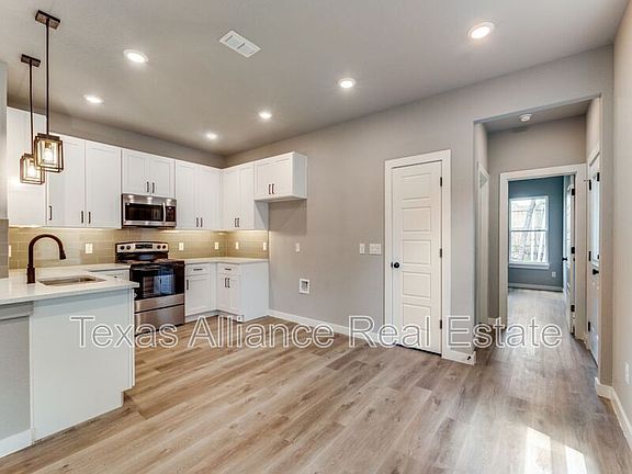 3636 Frazier Ct, Euless, TX 76040 | Zillow