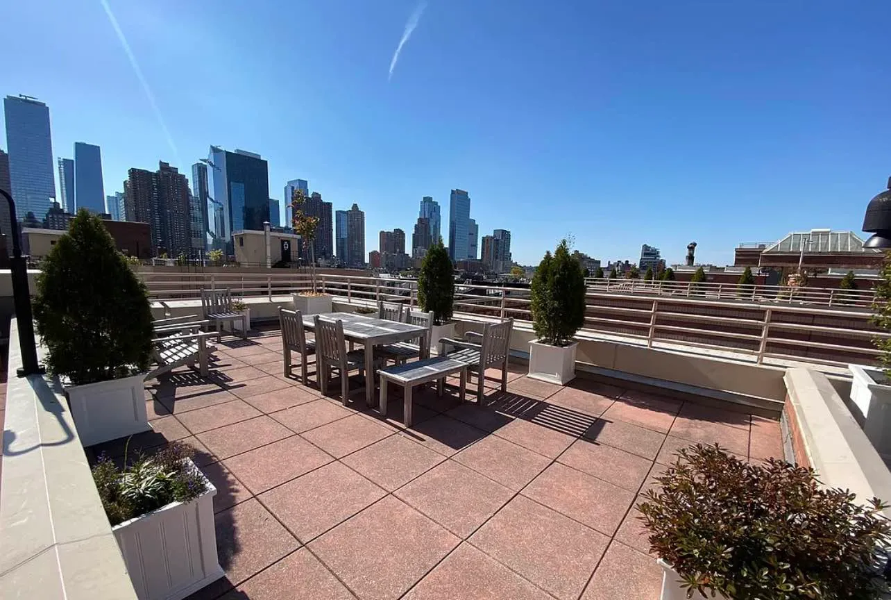 350 West 50th Street #2-0 in Hell's Kitchen, Manhattan | StreetEasy