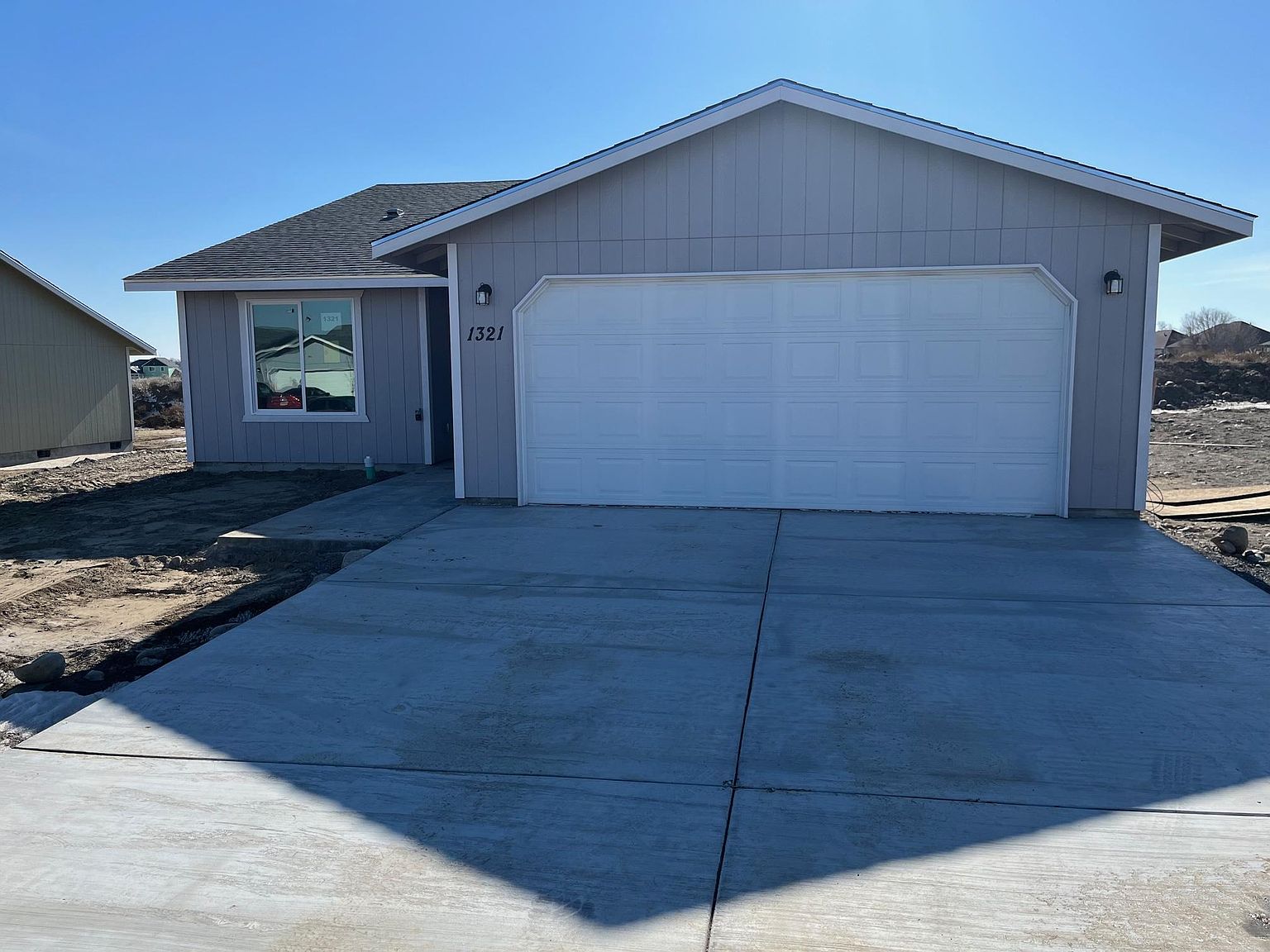 1321 W Polo Ridge Dr, Moses Lake, WA 98837 | Zillow