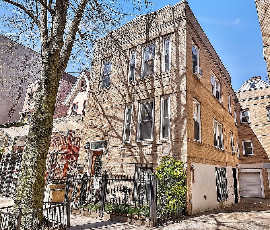 23 Marble Hill Ave, Bronx, NY 10463 | Zillow