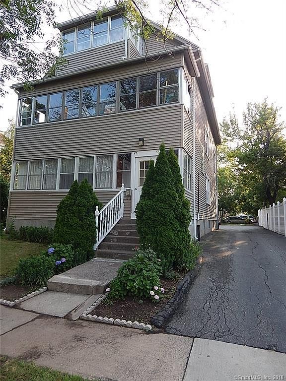 45 Fenwick St, Hartford, CT 06114 | Zillow
