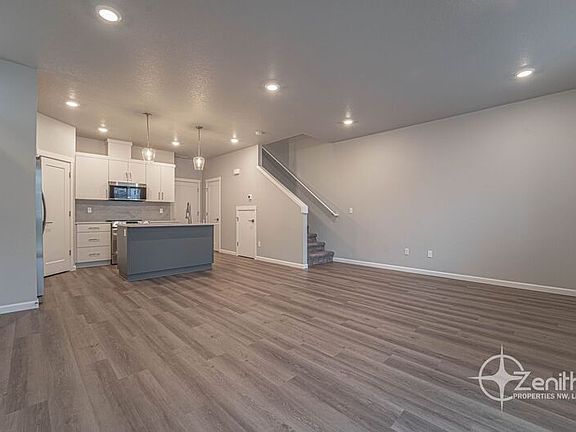 16332 NE 21st St, Vancouver, WA 98684 | Zillow