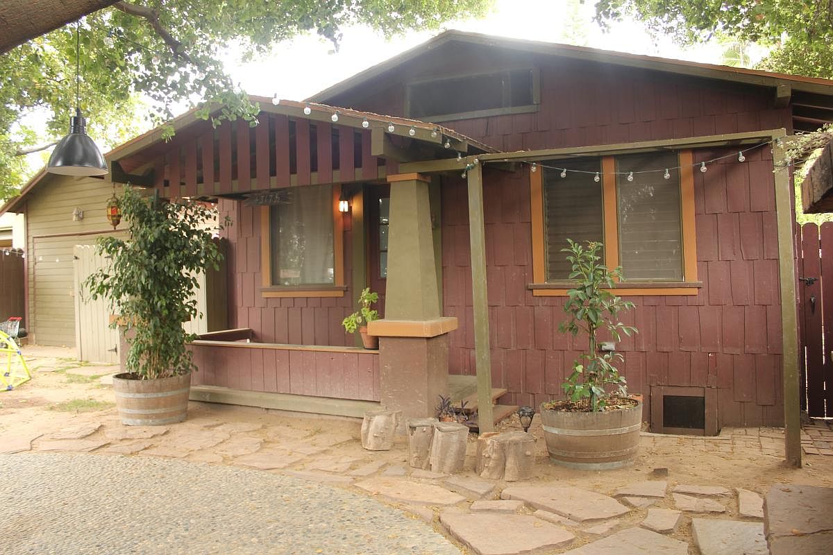 4317 1/2 Kingswell Ave #BACK, Los Angeles, CA 90027 | Zillow