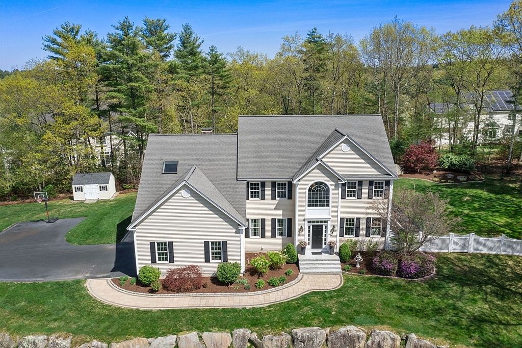 19 Falcon Ridge Dr, Hopkinton, MA 01748 | Zillow