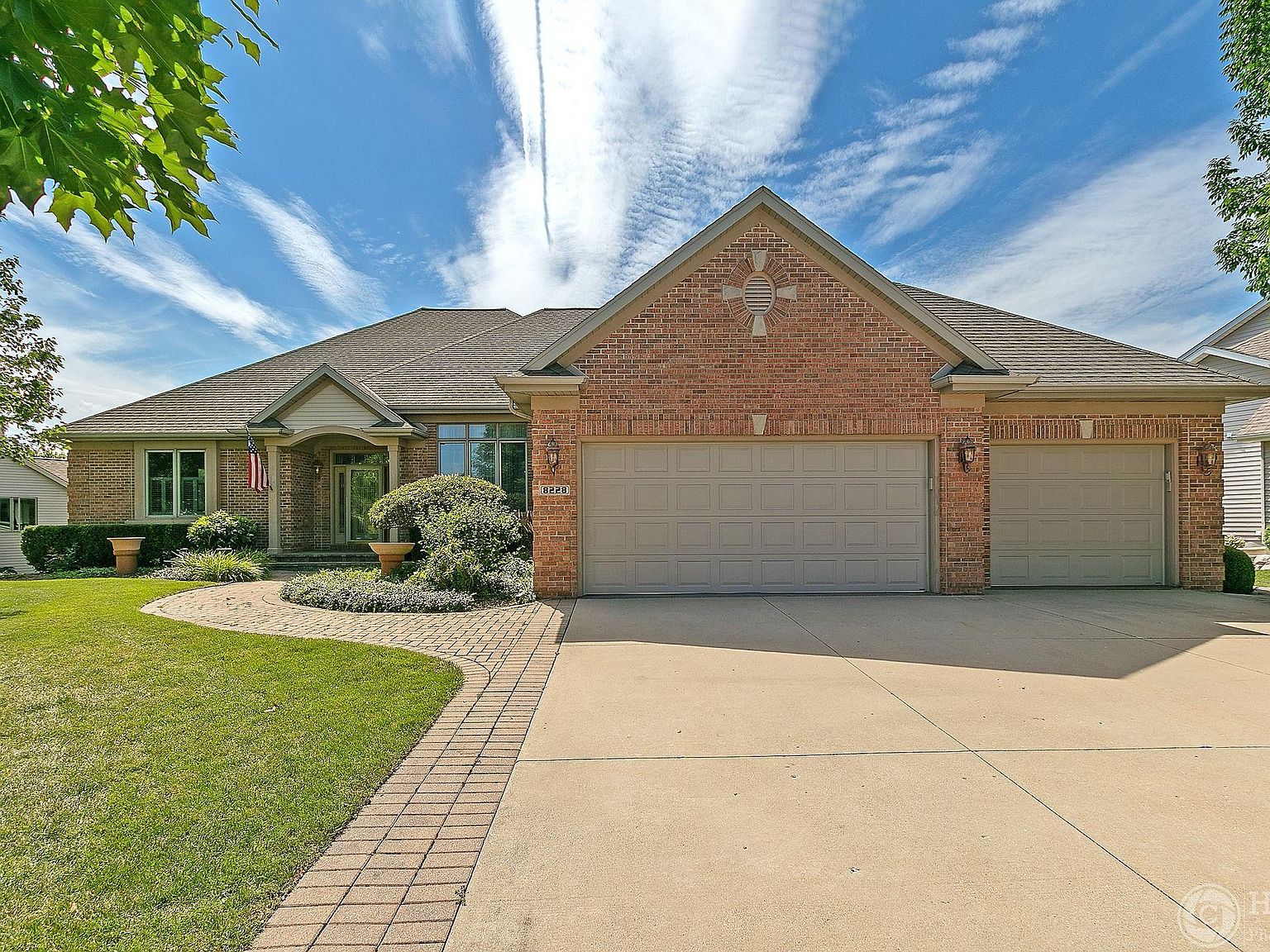 8228 E Ridge Dr, Pleasant Prairie, WI 53158 | Zillow