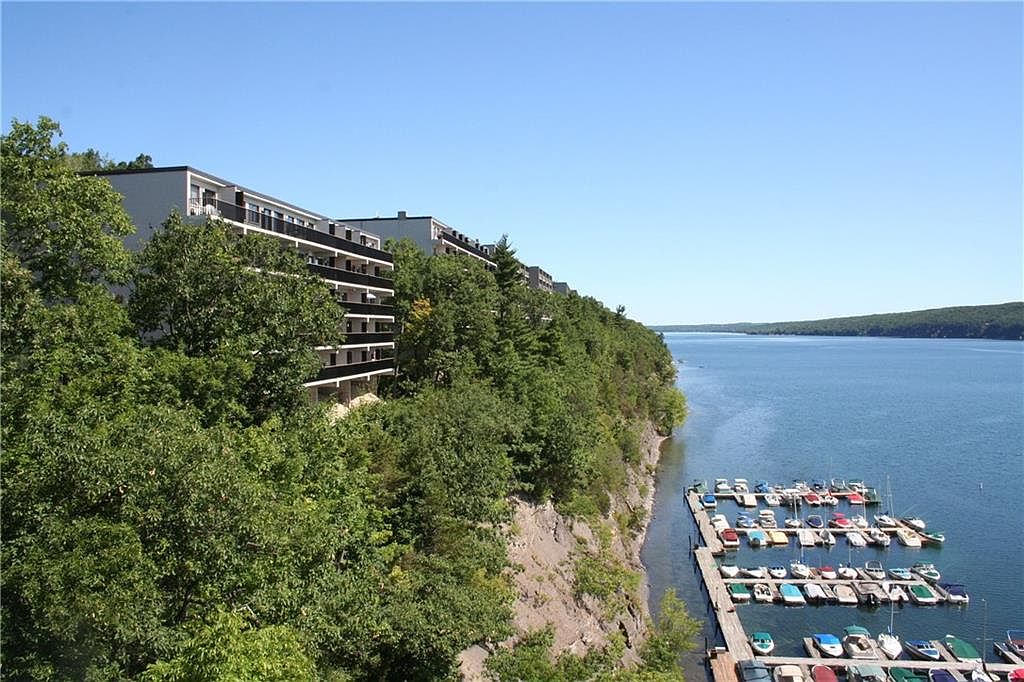 121 Cliffside Dr, Canandaigua, NY 14424 | Zillow