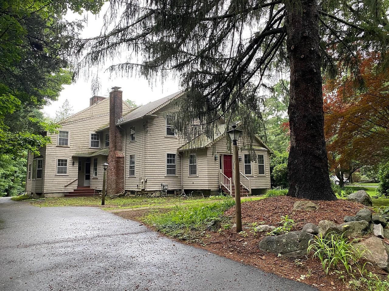 70 Chestnut St #70, Weston, MA 02493 | Zillow