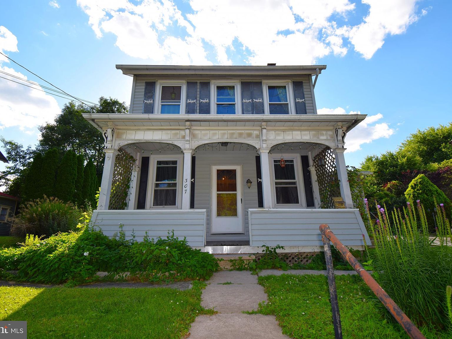 307 Blue Mountain Dr, Walnutport, PA 18088 | Zillow