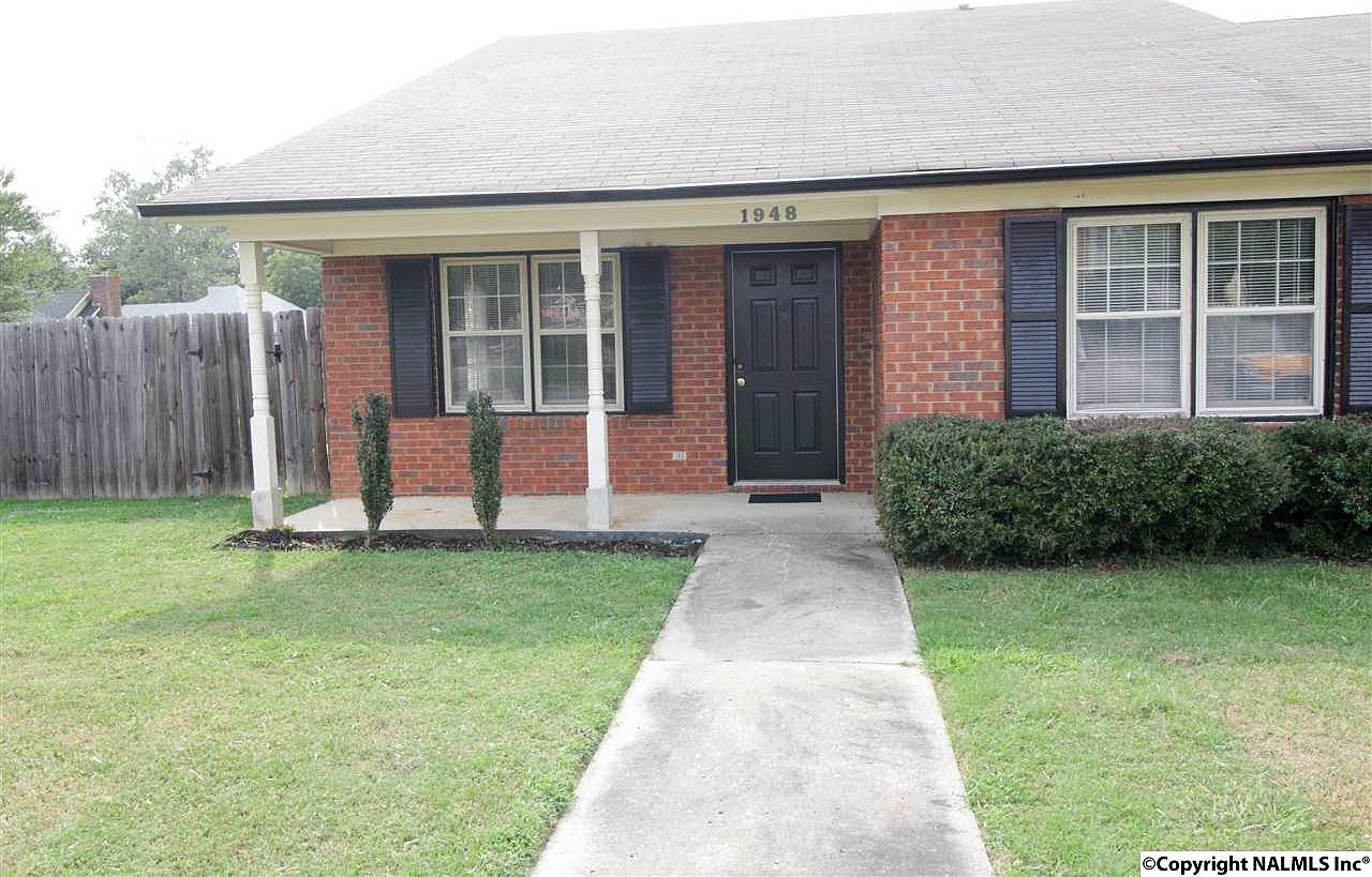 1948 E Brownstone Ct SW, Decatur, AL 35603 | Zillow