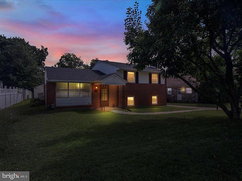 653 W Sproul Rd, Springfield, PA 19064 | Zillow