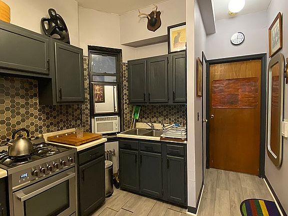 342 W 48th St APT 1FE, New York, NY 10036 | MLS #S1728952 | Zillow