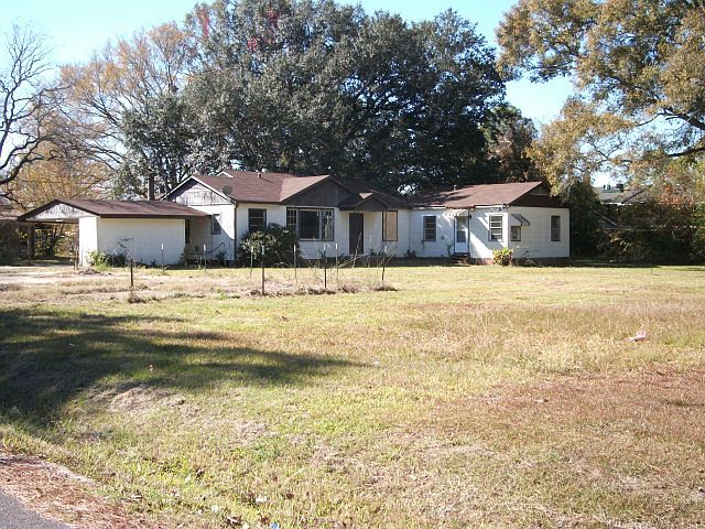 5050 Groom Rd, Baker, LA 70714 | Zillow