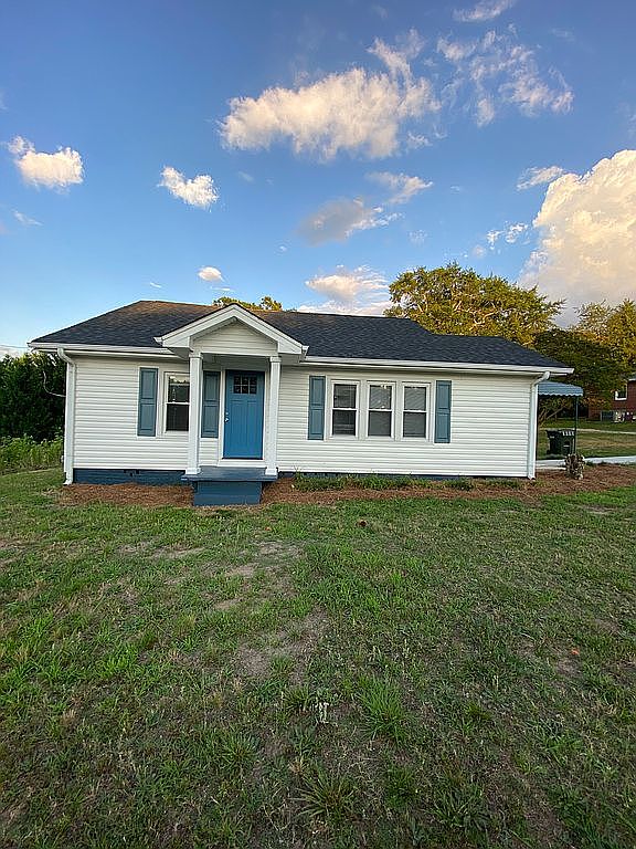 406 Pine St, Greer, SC 29650 | Zillow