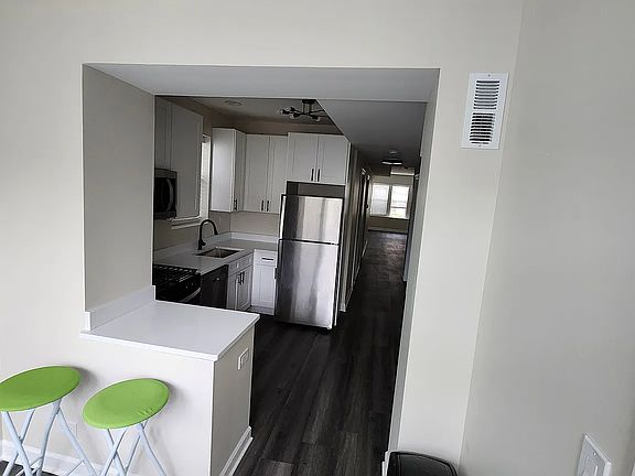 3843 N Saint Louis Ave APT 1, Chicago, IL 60618 | Zillow