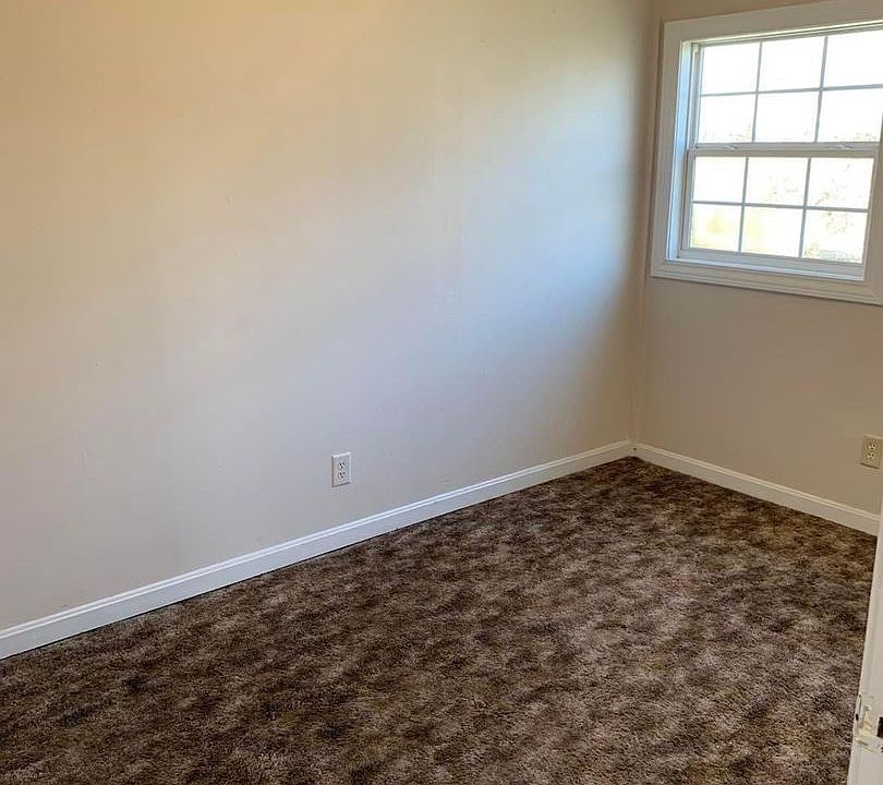 2423 & 2425 Negley Court - 2423 & 2425 Negley Ct Evansville IN | Zillow