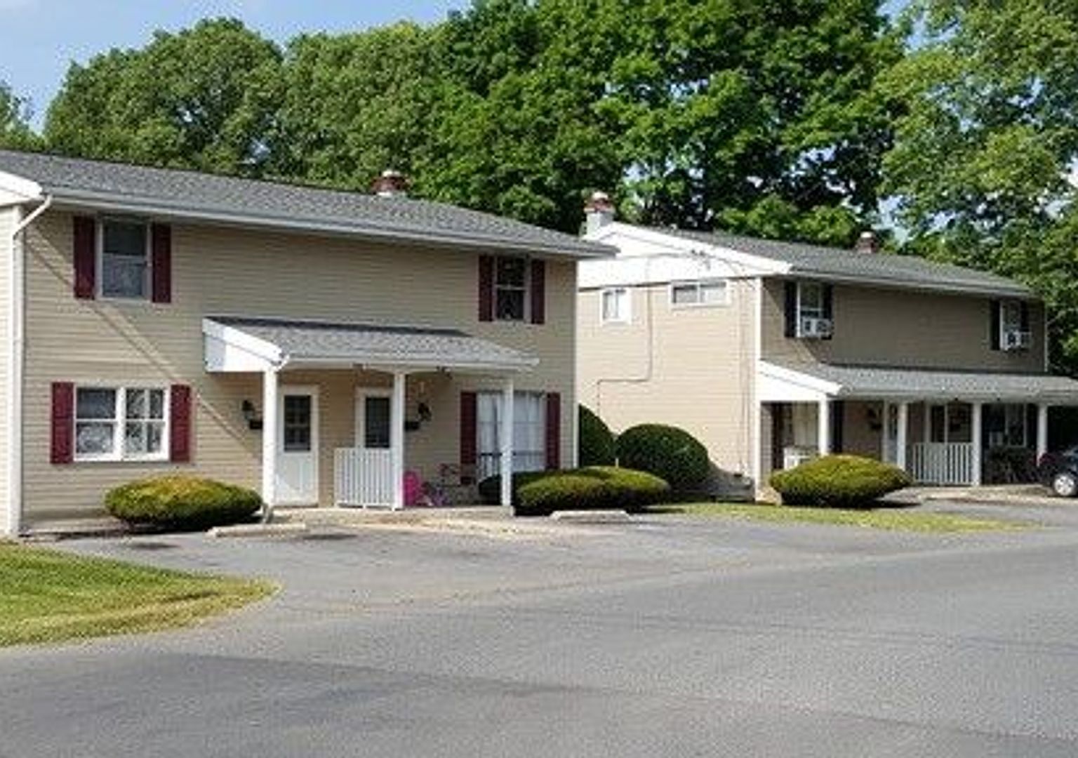 904 Lakeview Dr #906, Martinsburg, WV 25401 | Zillow