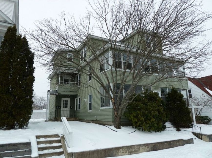 186 Reed St, Manchester, NH 03102 | Zillow