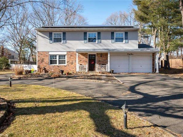 Coram Real Estate - Coram NY Homes For Sale | Zillow