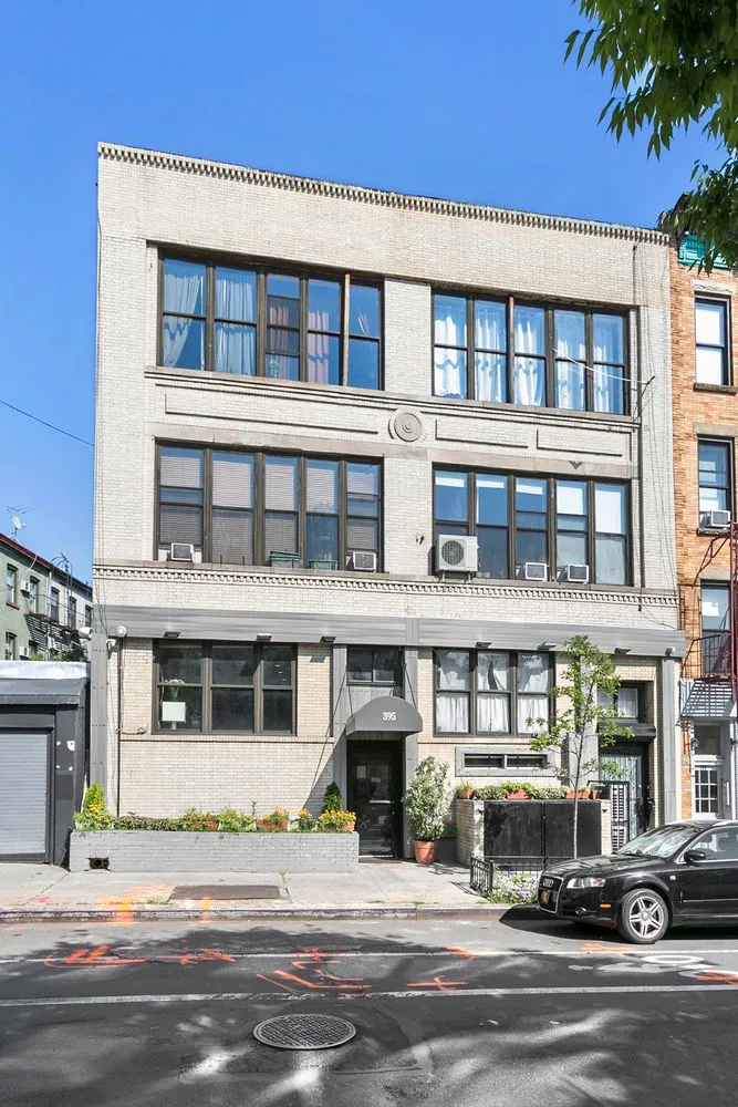395 Smith Street #2D in Carroll Gardens, Brooklyn | StreetEasy
