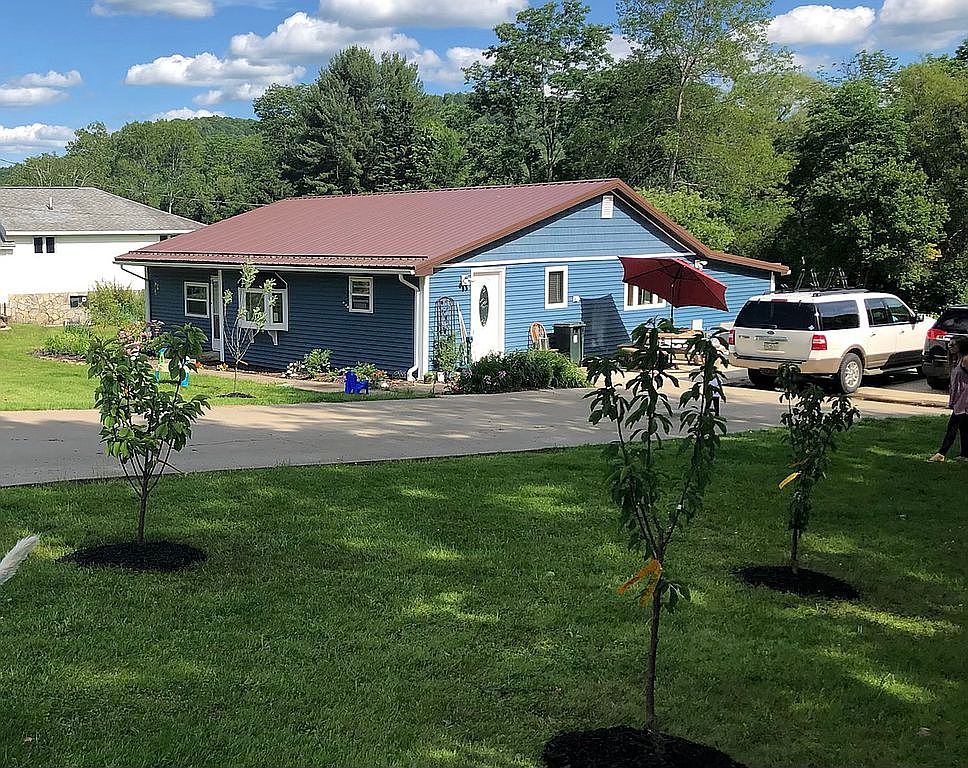 71 Gates Holw, Bradford, PA 16701 | Zillow