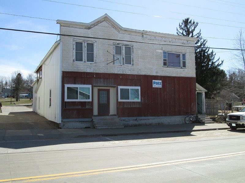 129 W Main St, Alma Center, WI 54611 | Zillow