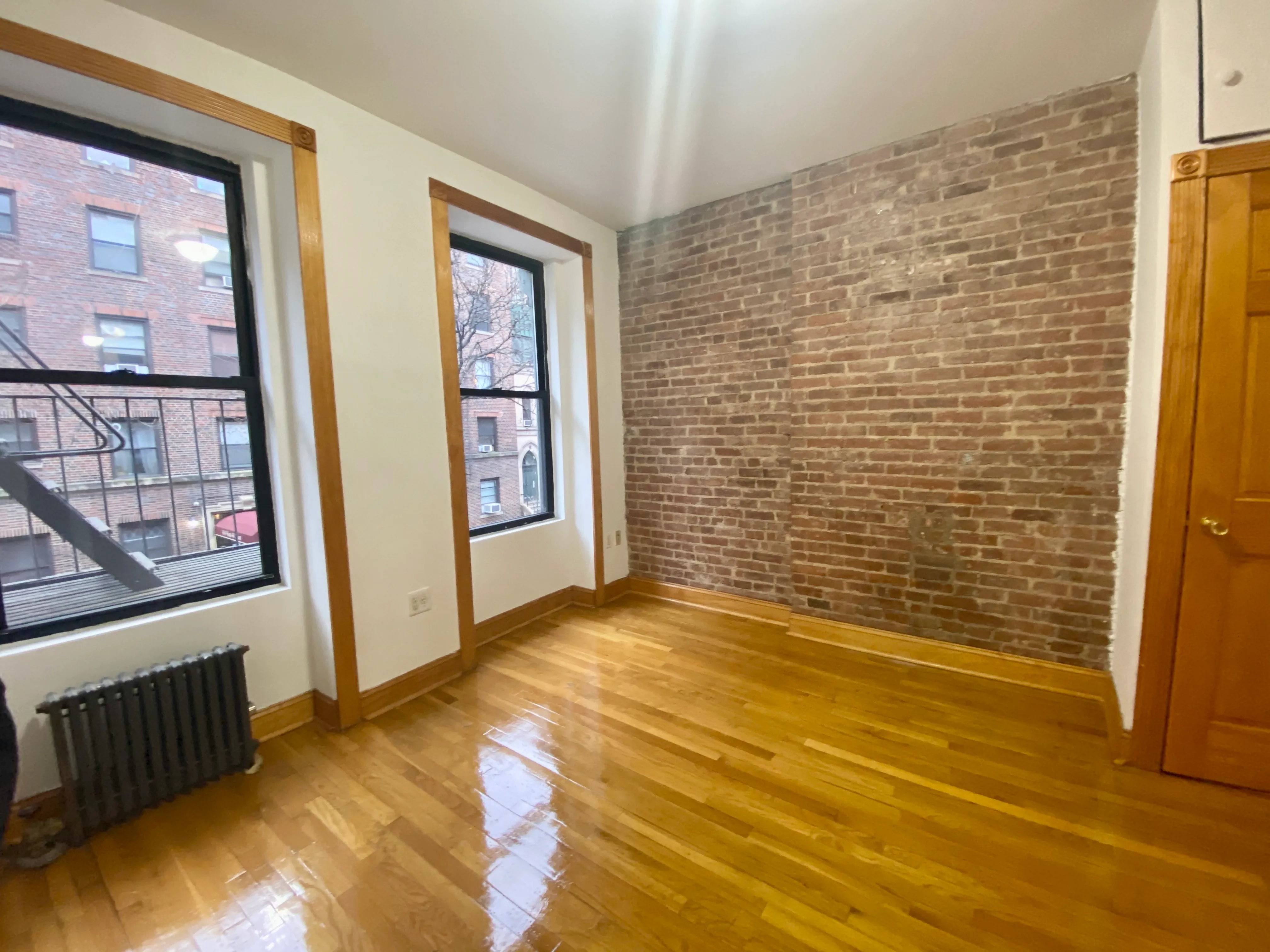 415 West 44th Street #6 in Hell's Kitchen, Manhattan | StreetEasy