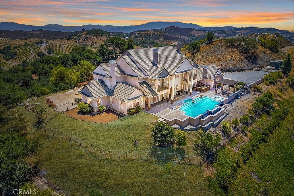 26005 Arjuna Ave, Temecula, CA 92590 | MLS #IG22113192 | Zillow