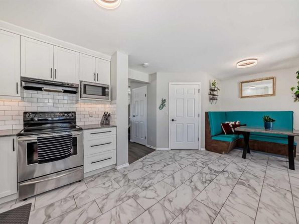 Calgary AB Townhomes & Townhouses For Sale - 420 Homes | Zillow