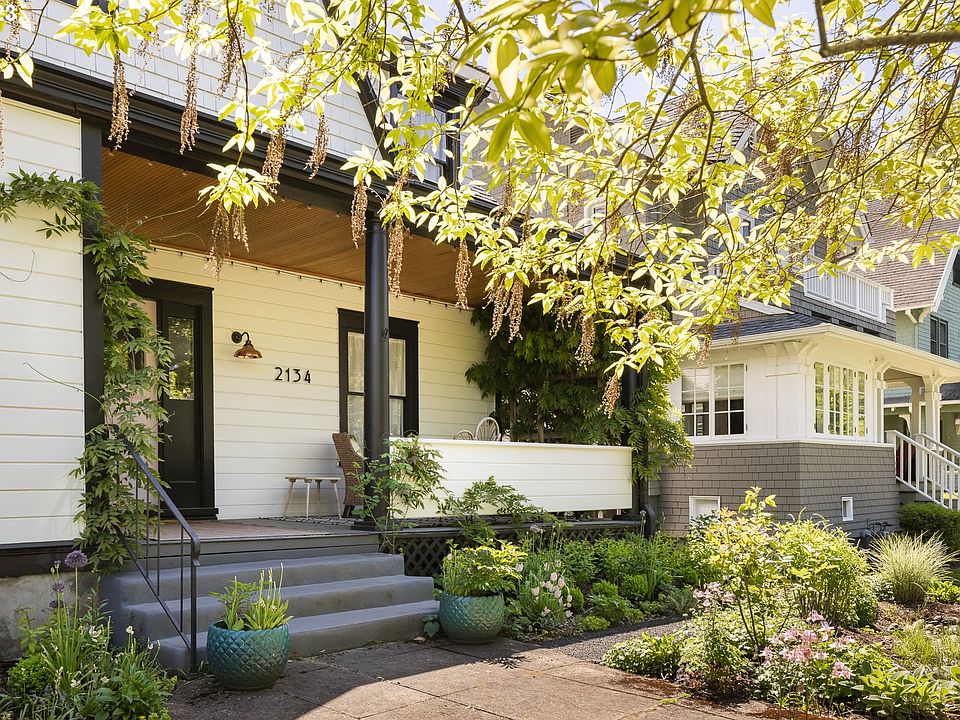 2134 NE 17th Ave, Portland, OR 97212 | MLS #23560708 | Zillow
