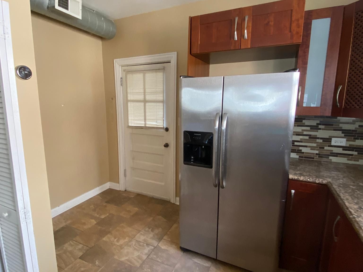 5455 W Melrose St #1A, Chicago, IL 60641 | Zillow