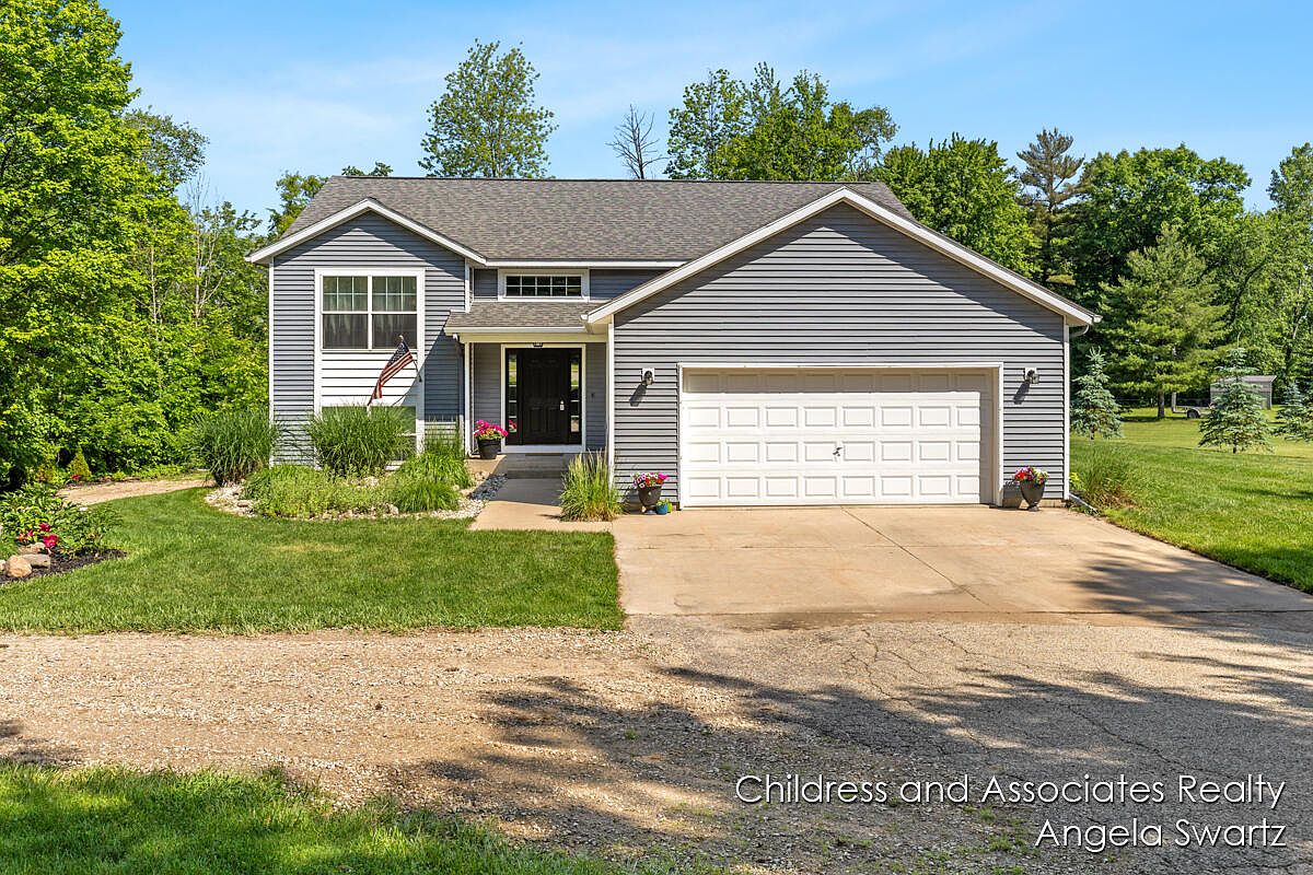 1306 Paige Ln, Bailey, MI 49303 | Zillow