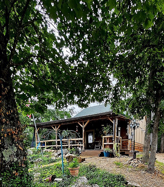 220 Pershing Rd, Joplin, MO 64804 | Zillow