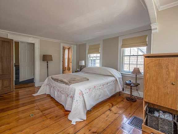 75 Federal St, Newburyport, MA 01950 | Zillow