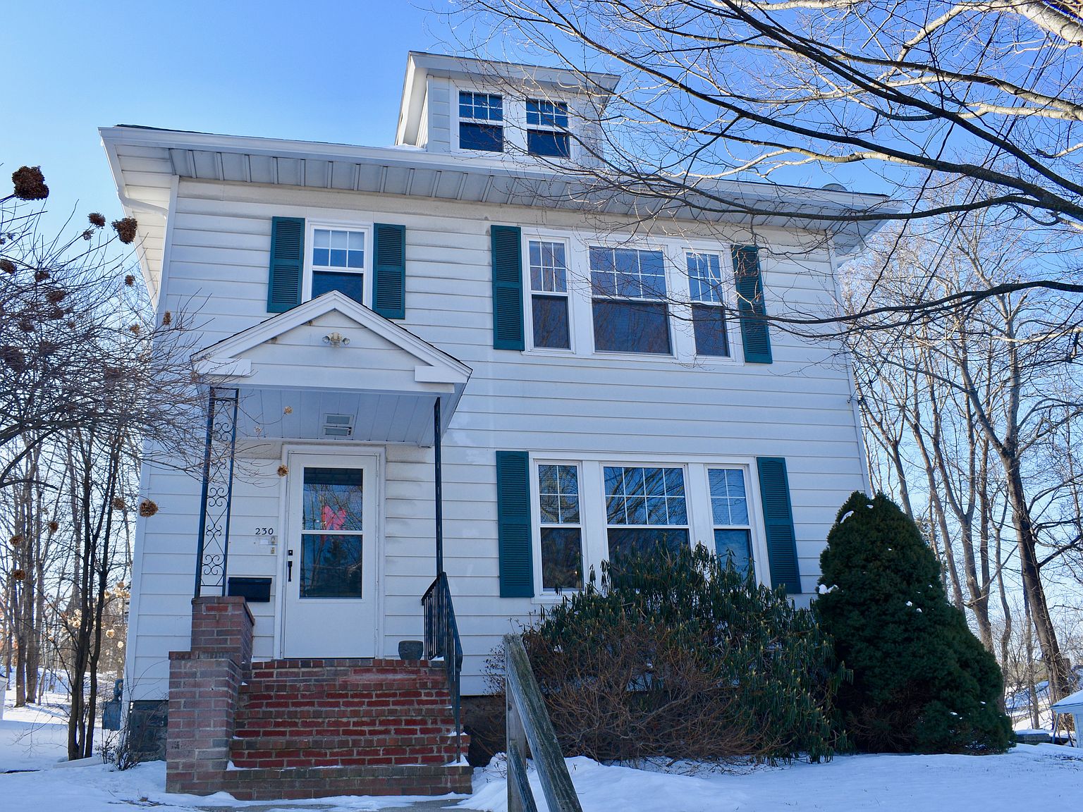 230 Prospect St #2, Portland, ME 04103 | Zillow