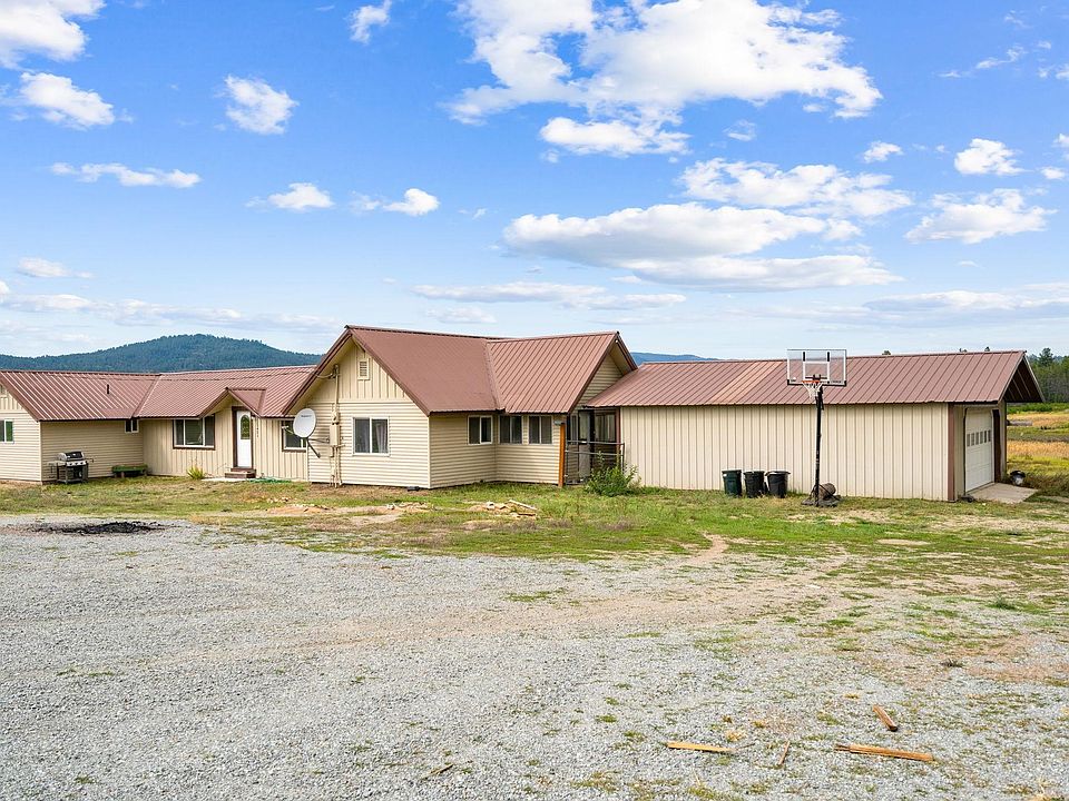 323451 Highway 2, Newport, WA 99156 | Zillow