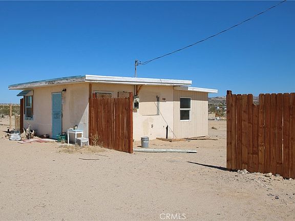 75570 Encanto Dr, Twentynine Palms, CA 92277 | MLS #EV24095969 | Zillow