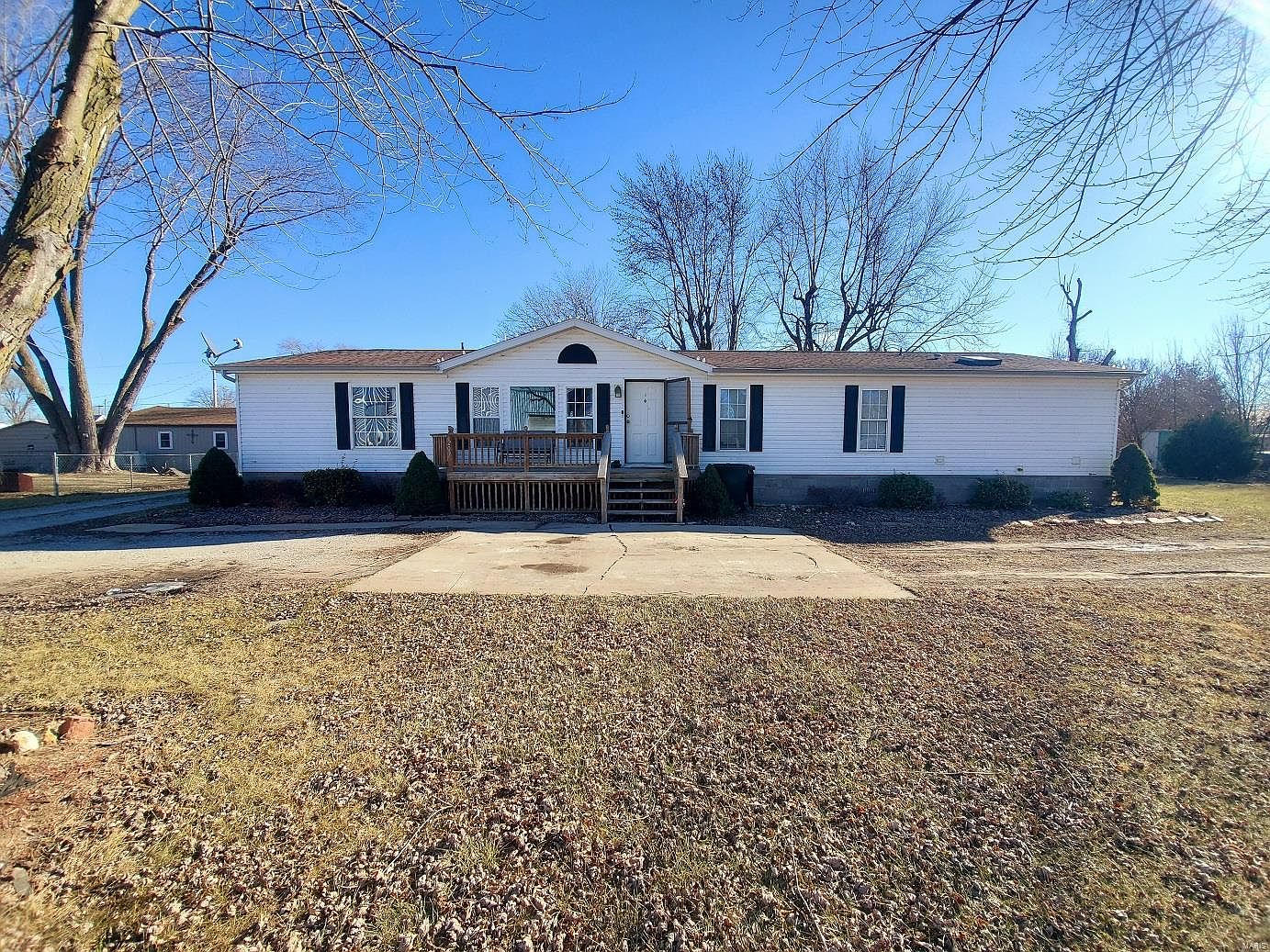 207 N Cooper St, Wayland, MO 63472 | MLS #25002610 | Zillow