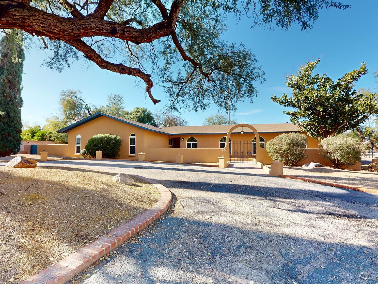 11861 E Injun Pl, Tucson, AZ 85749 | MLS #22326029 | Zillow